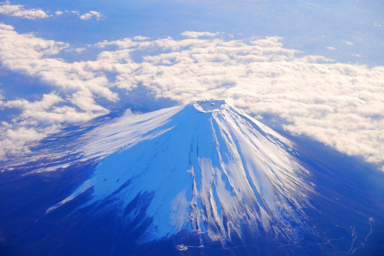 5 Reasons to Travel by Air in Japan | The Expat's Guide to Japan